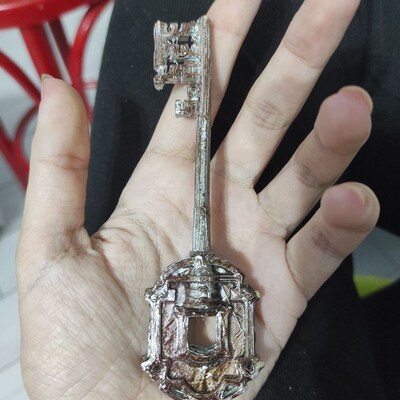 Resident Evil Village Lady Dimitrescu Key 3d Printed Replica - Etsy