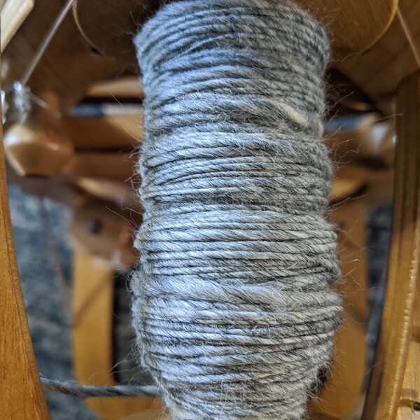 Corriedale Roving, Grey Corriedale Top, 100 Grams of Spinning Fiber ...