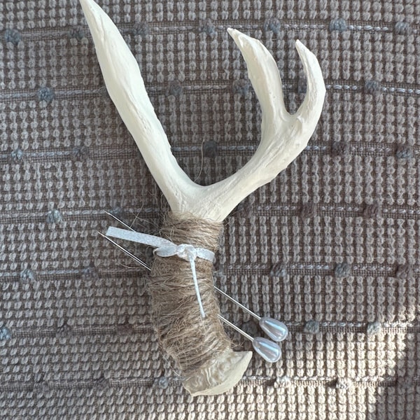 Whitetail Deer Skull & Antlers With Blush Artificial Flowers and ...