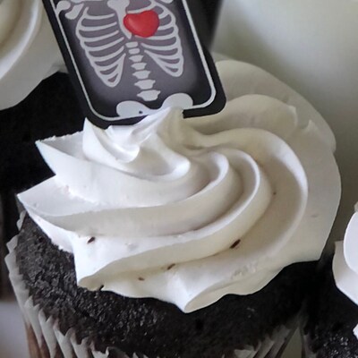 Xray Radiology Technician Skeleton Chest Heart Medical Imaging Bones ...