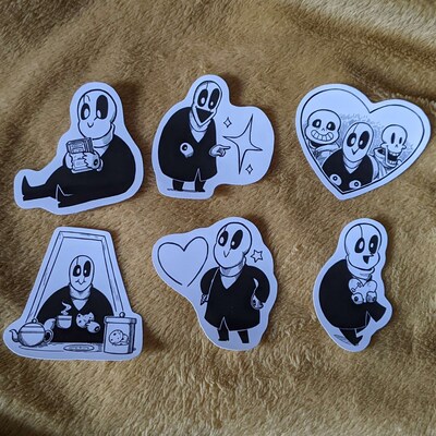 WING DING Button Badges Set of 4 1 - Etsy