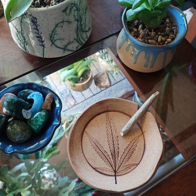 Handmade Ceramic Honey Pot, Botanical Pottery, Kitchenwares - Etsy