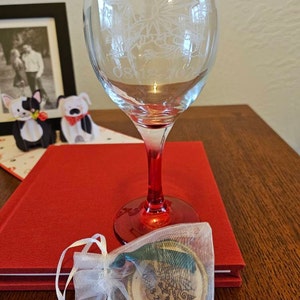 Custom Family Crest Latched Wooden Box : Free Engraved Personalization ...