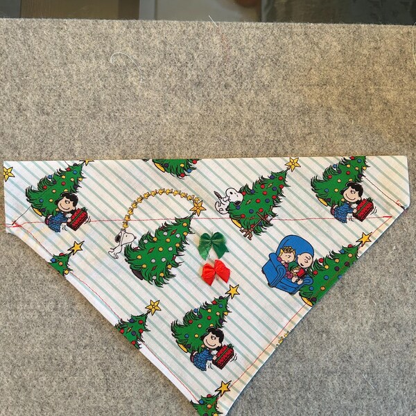 Black Cat and Floral Fabric, Black Cats on Floral Novelty Cotton Fabric ...
