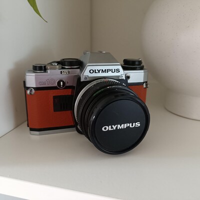 Olympus OM10 Vintage Film Camera With 50mm F/1.8 Lens With New Leather Skin - Etsy UK