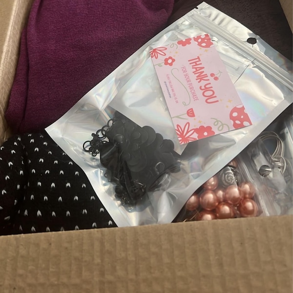 Female Horror Protagonist Mystery Style Bundle - Etsy