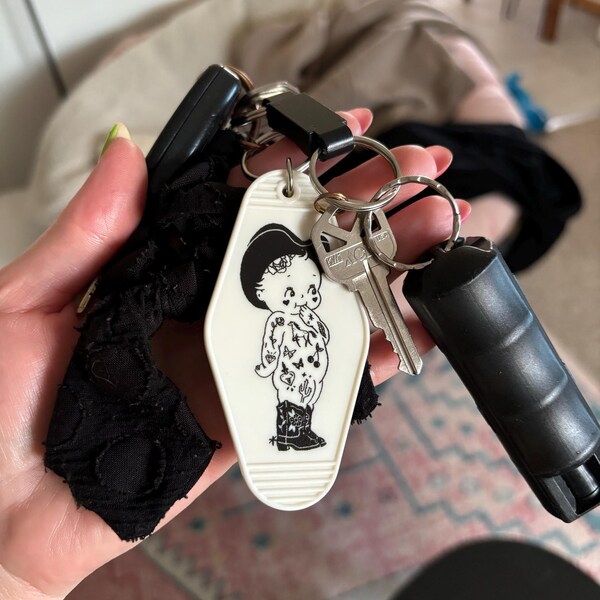 Kewpie Cowgirl Vintage Motel Keychain, Trendy Hotel Keychain - Etsy