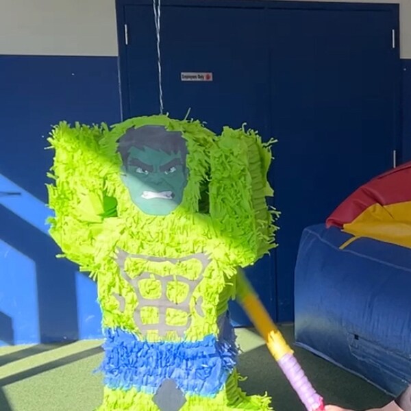 Hulk Piñata! 27”x 16”x 4” - Etsy