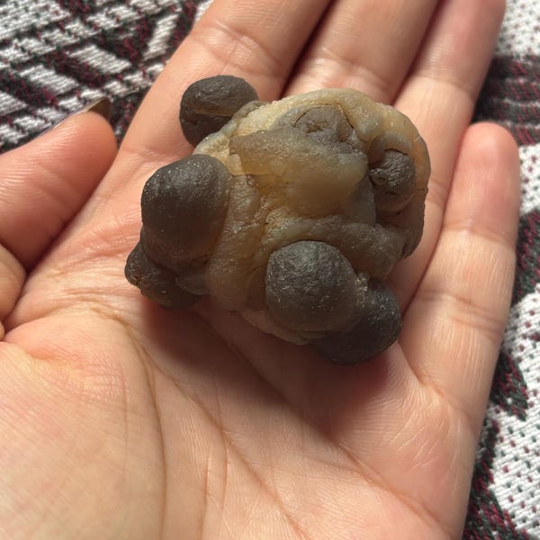 Hand Carved Ruby Egg With Natural Eye, 42.2g Qual Size, Ruby Gemstone ...