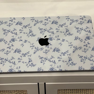 Beautiful Blue Floral MacBook Case for New MacBook Air 15 A2941, M1 M2 ...