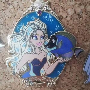 Cinderella Character Frame Fantasy Pin LE 50 - Etsy