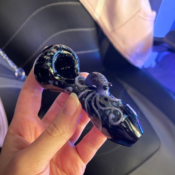 Glass Octopus Pipe - Purple & Black Hand Blown Smoking Pipe - Glass ...