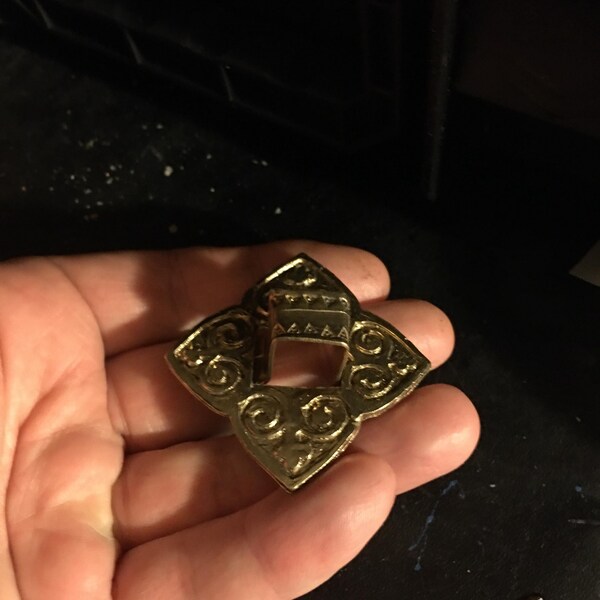 Helm Plaque - Dancing Men With Spears - PV04 - Etsy