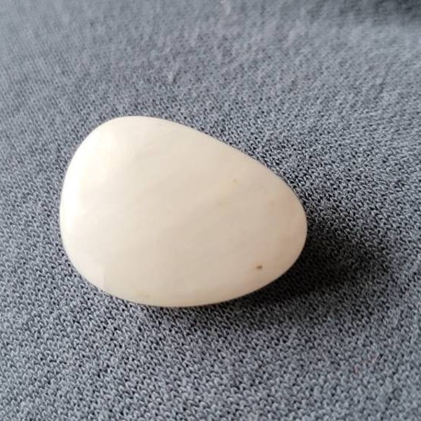 Cryolite - Tumbled - 1 Stone - Etsy