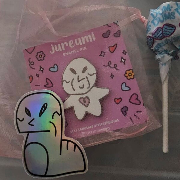 Stray Kids Leeknow KITTY JUREUMI Pin - Etsy