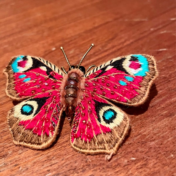 Large Human Brain Ornament, Anatomy Art Model Textile Sculpture ...