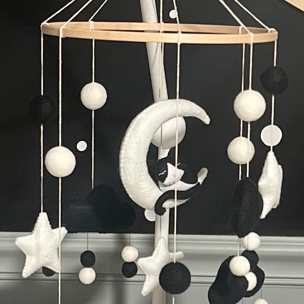 Bat Baby Mobile, Bat Nursery Mobile, Hanging Bat, Halloween Baby Mobile ...