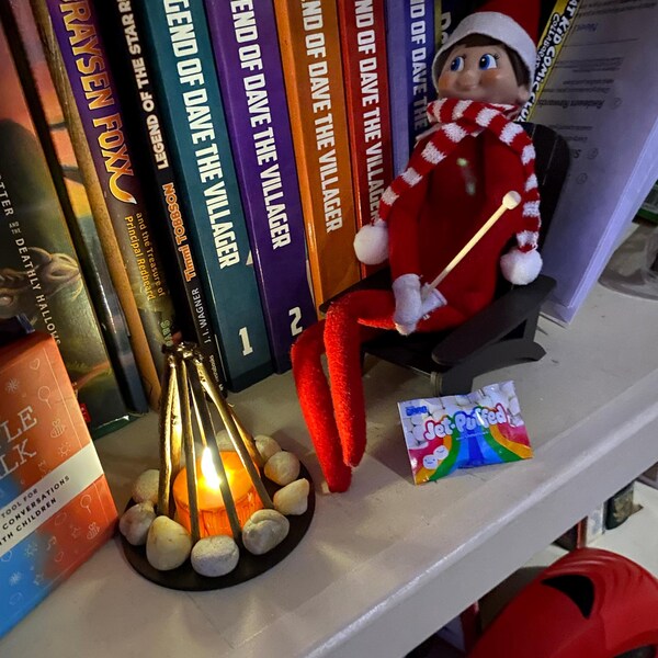 1:6 Vendor Stand, Elf Prop, Vendor Stand for 10 Thru 12 Dolls/figures ...