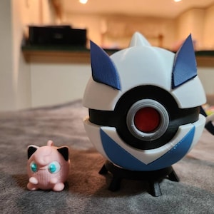 Pokeball Stand - Etsy