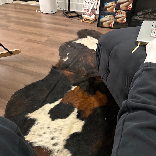 Hides Bazaar Dark Brown Brindle Cowhide Rug - Genuine Cow Hide Area Rug ...