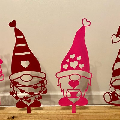 Valentine Gnomes Svg Bundle, Gnomes Svg Cut File, Heart Svg, Valentine ...