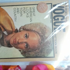 Rare UNCUT Vintage 1970's Vogue Pattern 8384 / GLAMOROUS Misses' Slim ...