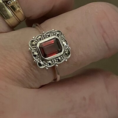 Initial M Emerald Letter Necklace in 9ct Yellow Gold - Etsy