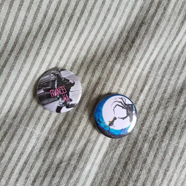 Three Moldy Peaches 25mm 1 Inch Button Pin Badges With Striking Black ...