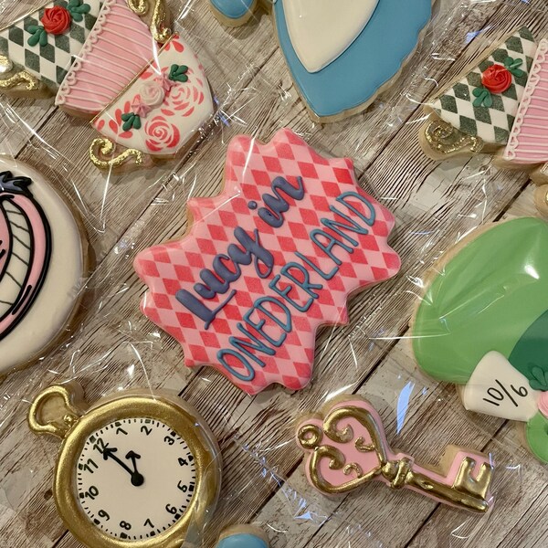 Wonderland Pocket Watch Cookie Cutter - Etsy