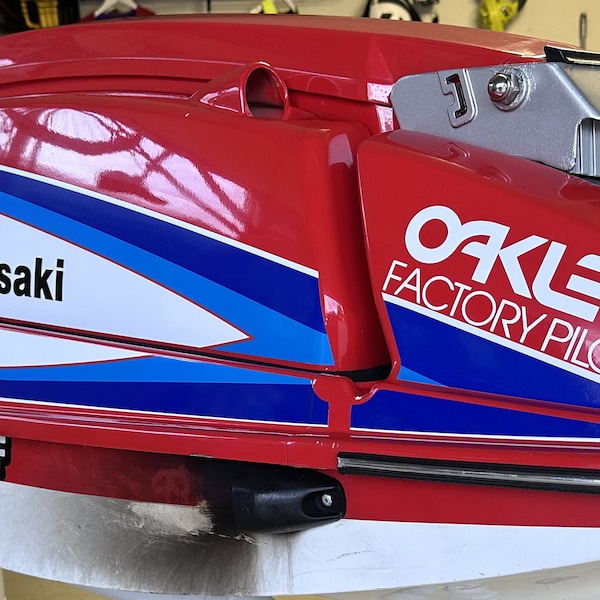 Vintage Oakley Thermonuclear Decal - Etsy