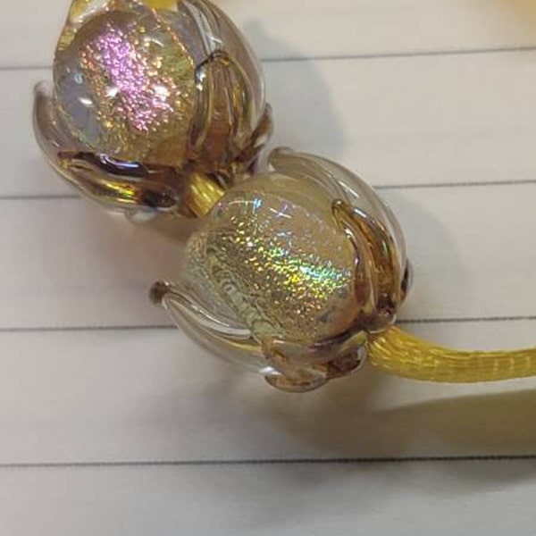 THE MAGIC LIGHT Roses Glass Beads, 12mm Special Formula Dichroic Glass ...