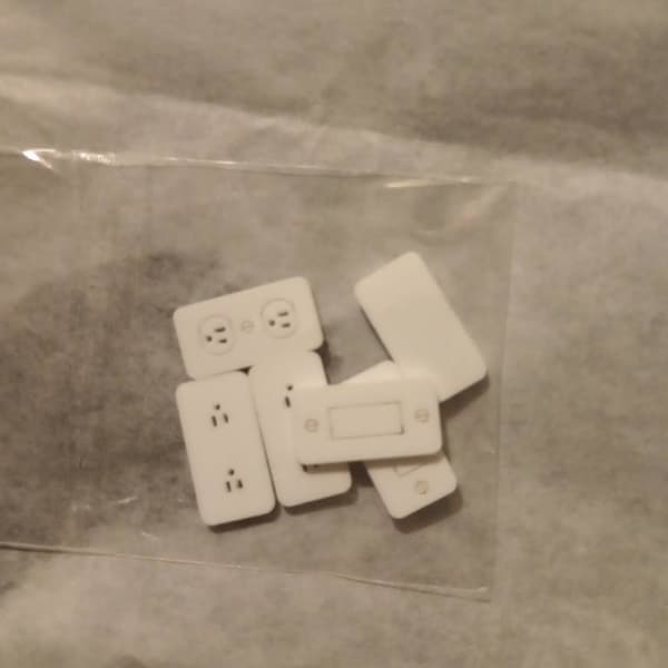 Miniature Power Outlet and Light Switches (6pc) - 1:12, Dollhouse ...