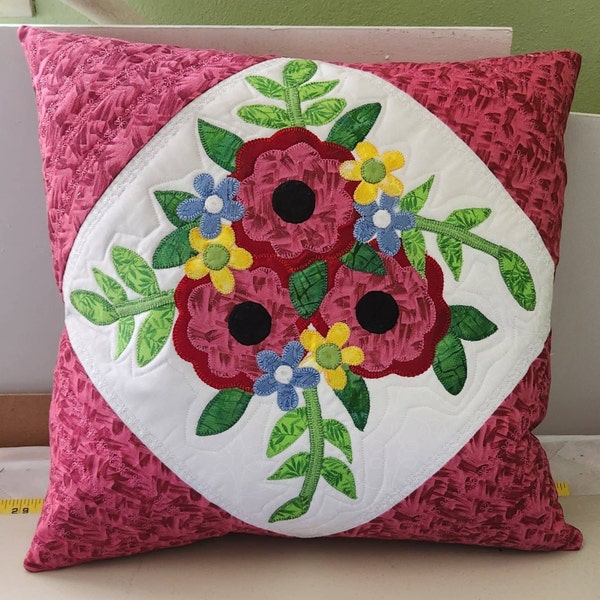 Applique School Center Block and Finishing - Etsy