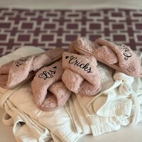 Fluffy Slippers Customized Gift, Bridesmaid Gift, Personalized Slippers ...
