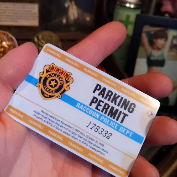 Resident Evil Red & Blue Gate System Key Card - Raccoon City Police ...