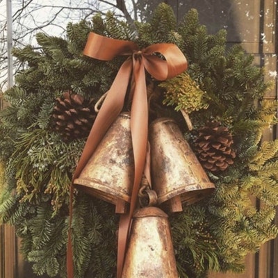 Bellsvilla Garland 4 Cow Bells Large Cluster on Rope Rustic, Vintage ...