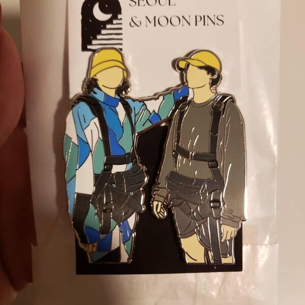 Fri(end)s - BTS Kim Taehyung V Enamel Pin - Etsy