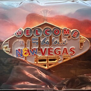 Fallout New Vegas Welcome Sign Enamel Pin - Etsy