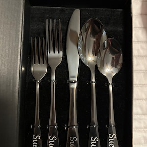 5 Piece Black Silverware Gift Set Bee Collection Kitchen Utensils ...