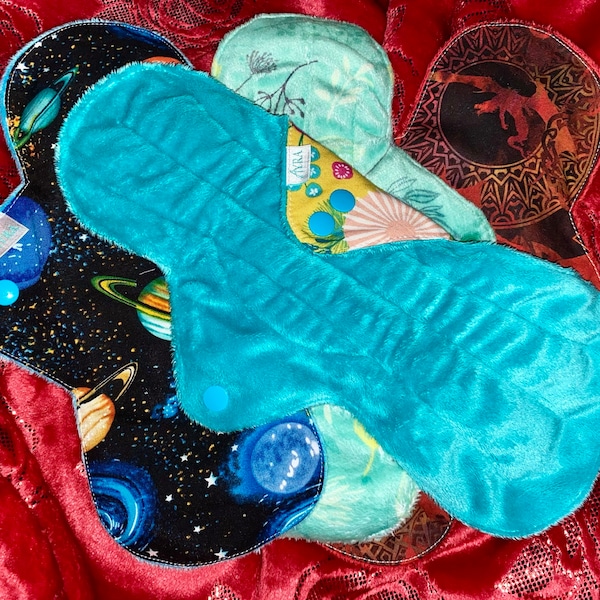 BLUE FLORA Handmade All Purpose Wet Dry Bag, Cloth Pad Wrapper, Travel ...