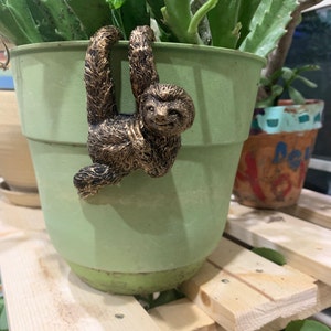 Peter Rabbit Pot Buddy Pot Hanger Beatrix Potter Gift Boxed Pot Buddies ...