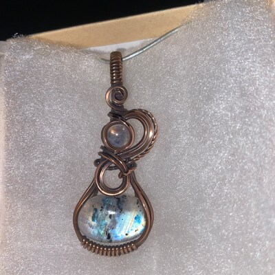 Floral Resin Bezel Vintage Style Key Chain - Etsy