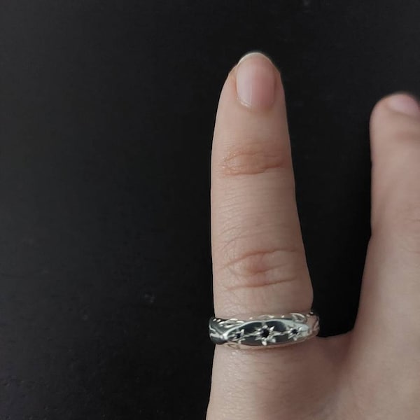 Blue Sapphire Celestial Ring - Silver Signet Ring - Etsy