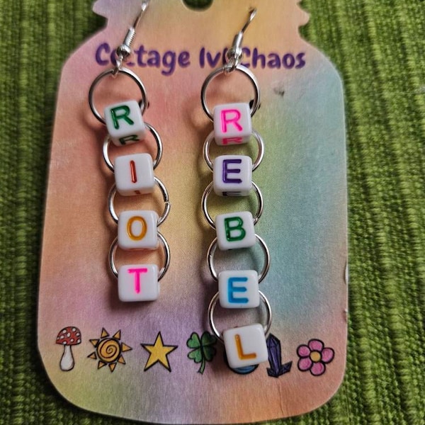 Custom Word Chain Earrings - Etsy