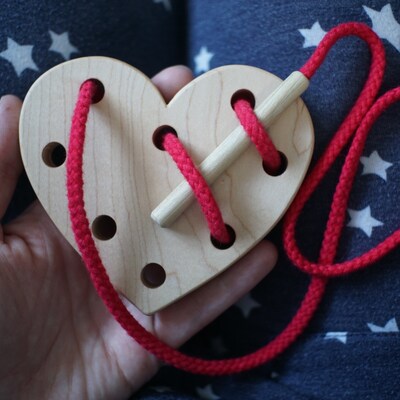 Wooden Lacing Toy, Heart Lacing Card, Valentines Gift for Kids ...