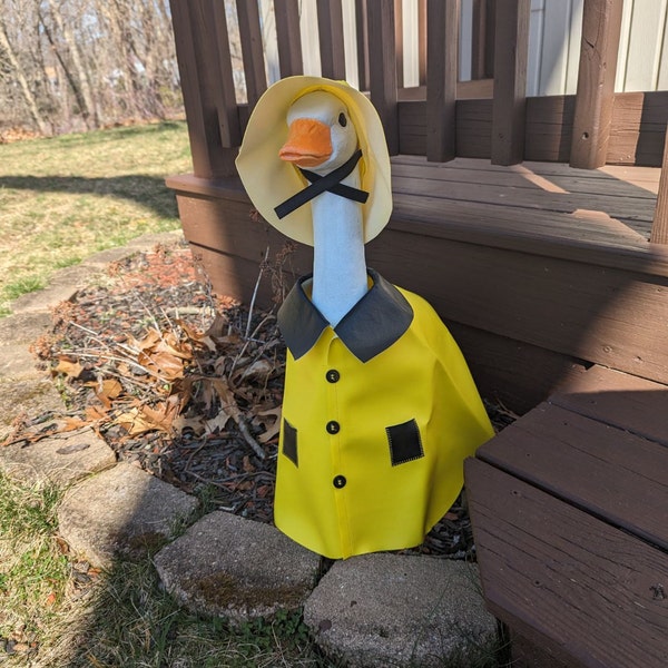 Goose Outfit -yellow Raincoat Porch Goose Outfit - Fits 23 to 25 Inch ...