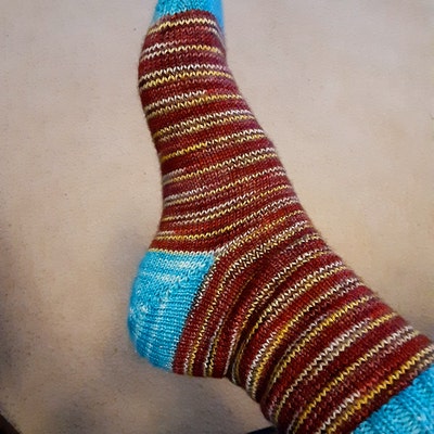 KNITTING PATTERN: Fairy Dust Socks Lace Socks, Ruffle Socks, Hand Knit ...