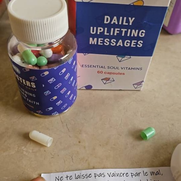 Daily Bible Verses in a Jar - Inspirational Scripture Capsules for ...