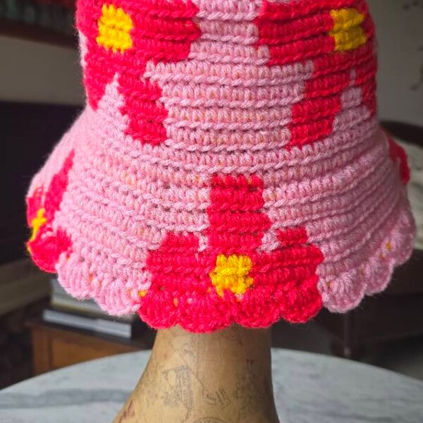 CROCHET HAT PATTERN | Purple Daisy Hat - Etsy