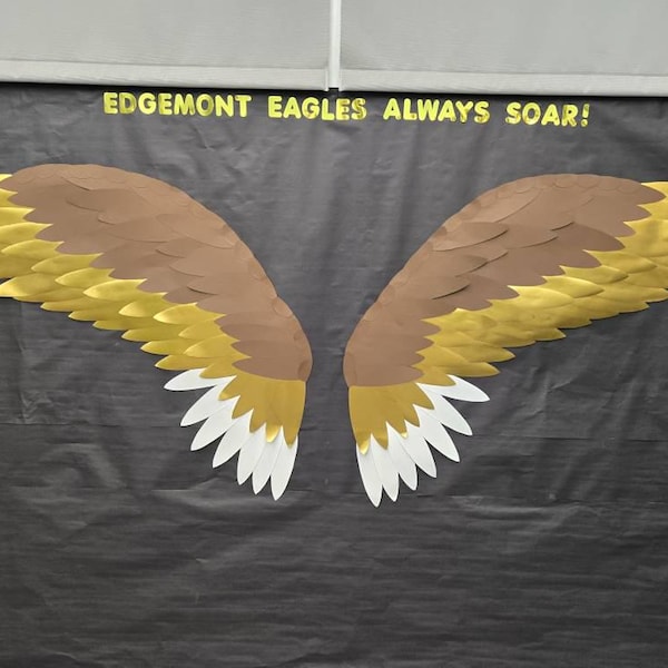 Back to School Bulletin Board Kit With Wings and Feathers Templates for ...